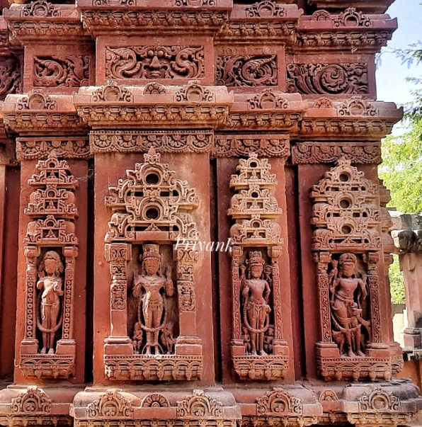 The face of Glory- Kirtimukhas on Hindu temple walls – Moni Gāthā